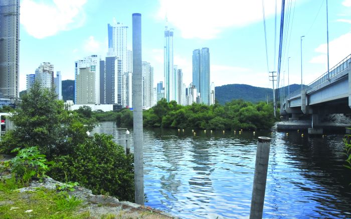 Margem do rio Camboriú terá parque linear por baixo da ponte na BR-101 ...