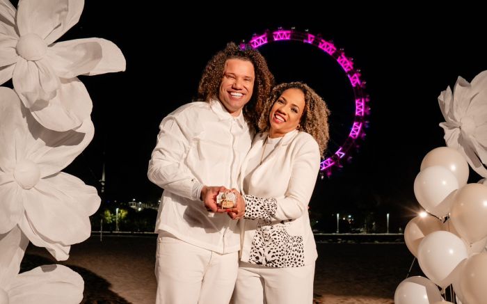 Ex-BBB faz chá revelação na roda-gigante | DIARINHO